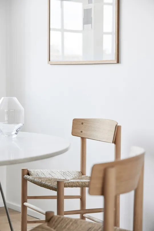 Köp J39 Jubileum stol från Fredericia Furniture | Svenssons.se