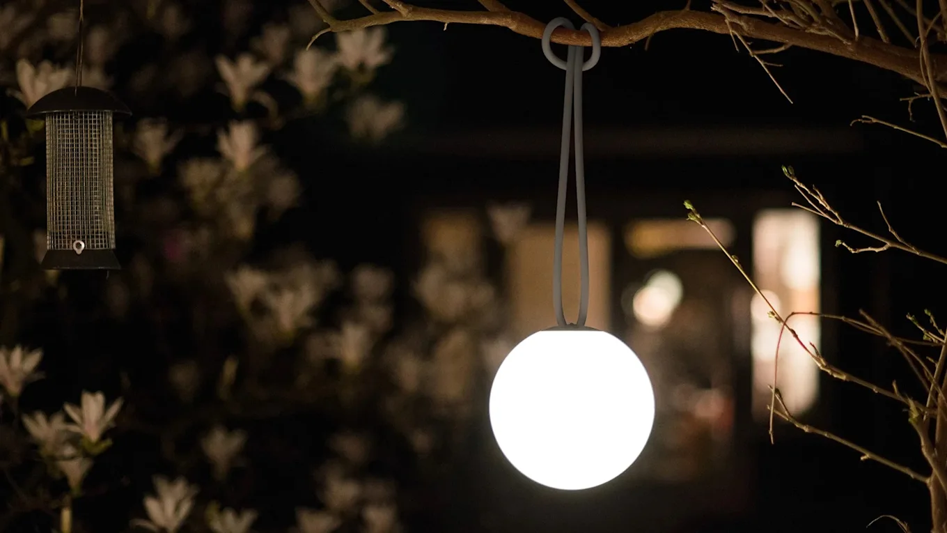 Så inreder du med lampor utomhus | tips på utebelysning på Svenssons.se