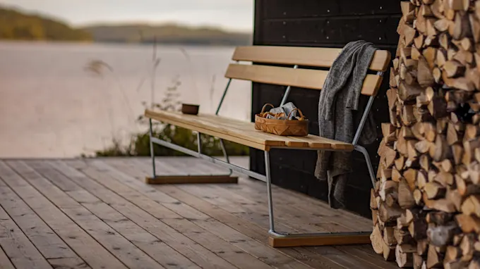 Klassiska trädgårdsmöbler för den tidlösa uteplatsen | Svenssons.se